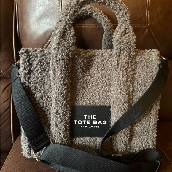 Marc Jacobs | Bags | Marc Jacobs Teddy Gray Sherpa Tote Bag | Poshmark